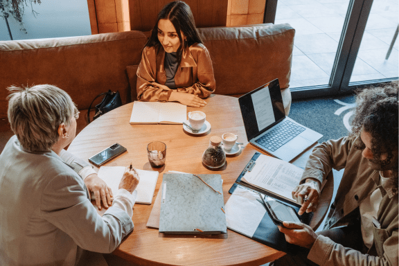 Commitments Tracking Tools | Simply Stakeholders