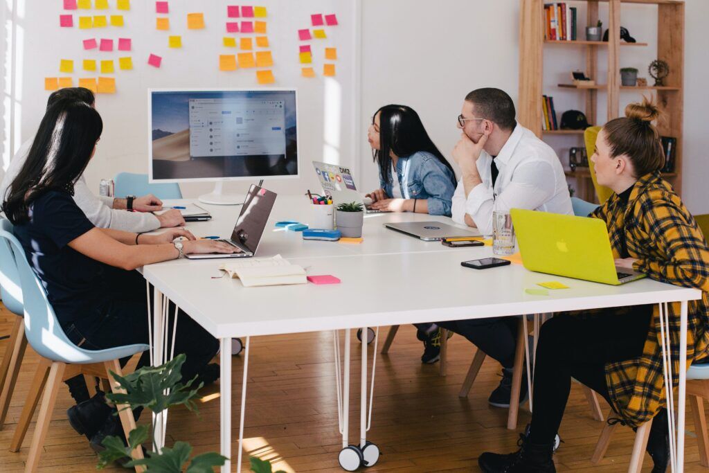 Stakeholder Collaboration: Benefits, Examples, and Tips - Simply ...