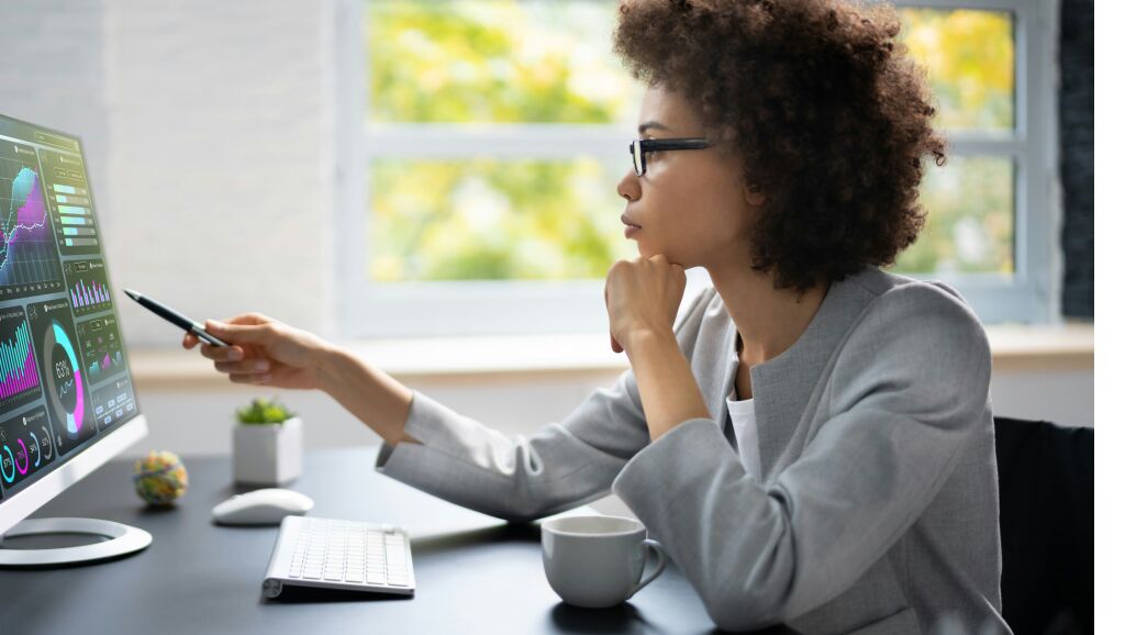 How to Use a Stakeholder Engagement Tracker - Simply Stakeholders
